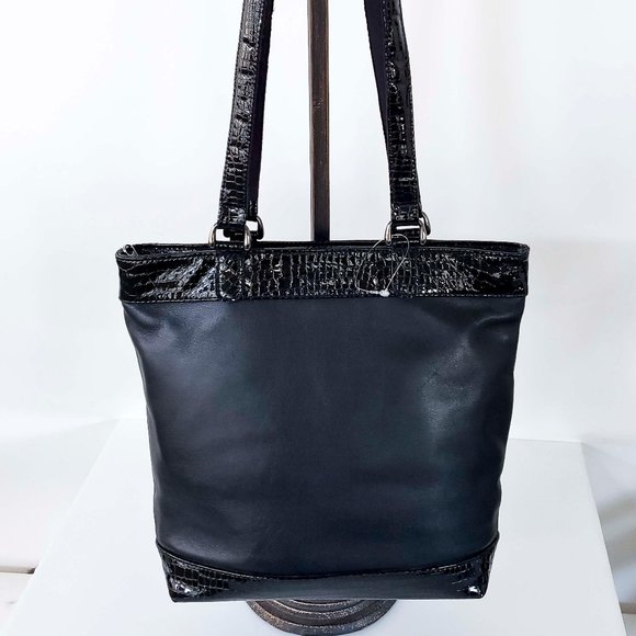 SAS | Bags | Sas Black Leather Shoulder Bag | Poshmark